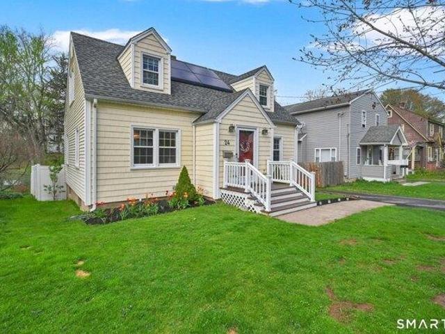 house with 3 bedroom, Newington CT DS102064093