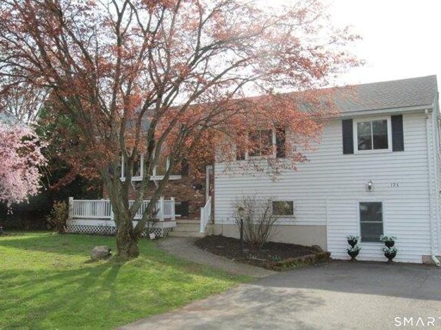 house with 3 bedroom, Newington CT DS102318391