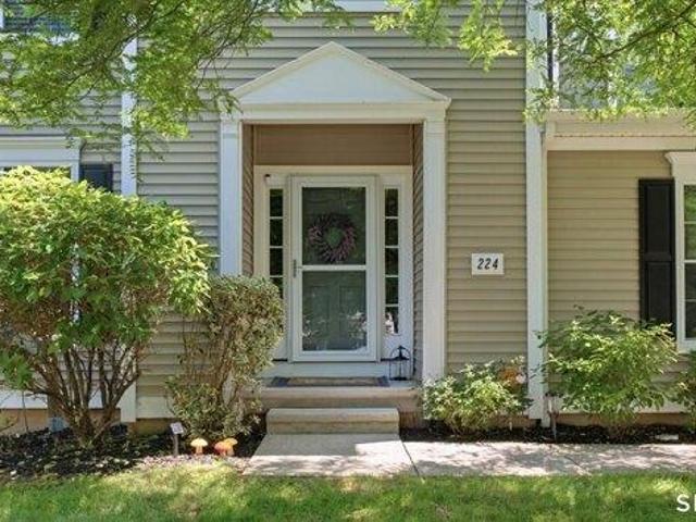 house with 3 bedroom, Newington CT DS104114131