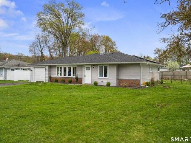 house with 3 bedroom, Newington CT ES103099329