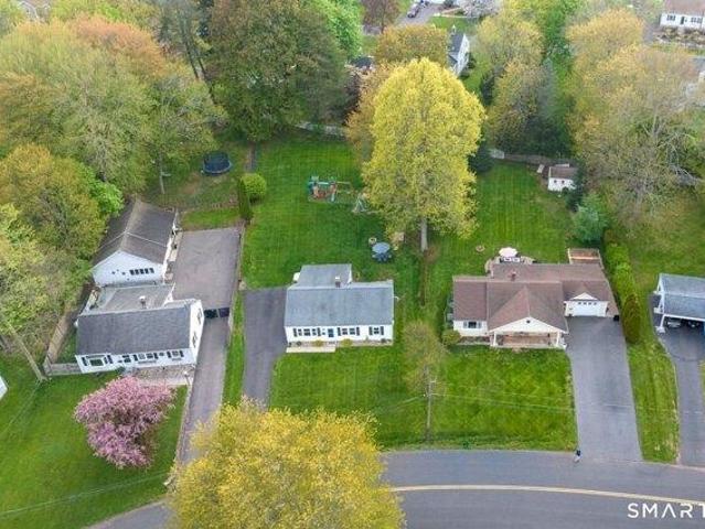 house with 3 bedroom, Newington CT ES103101054