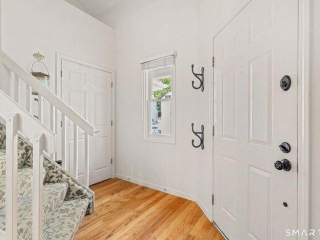 house with 3 bedroom, Newington CT ES103188542