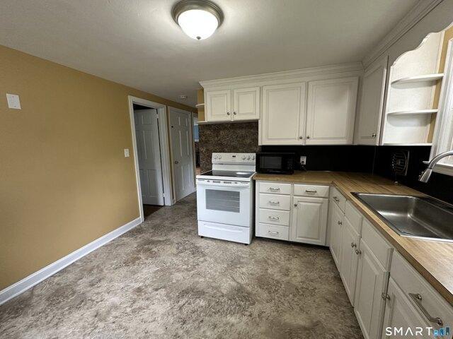 house with 3 bedroom, Newington CT ES104835345