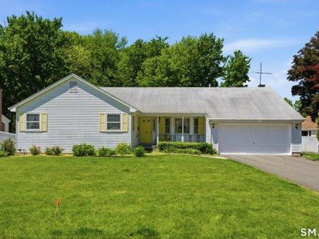 house with 3 bedroom, Newington CT ES104235413
