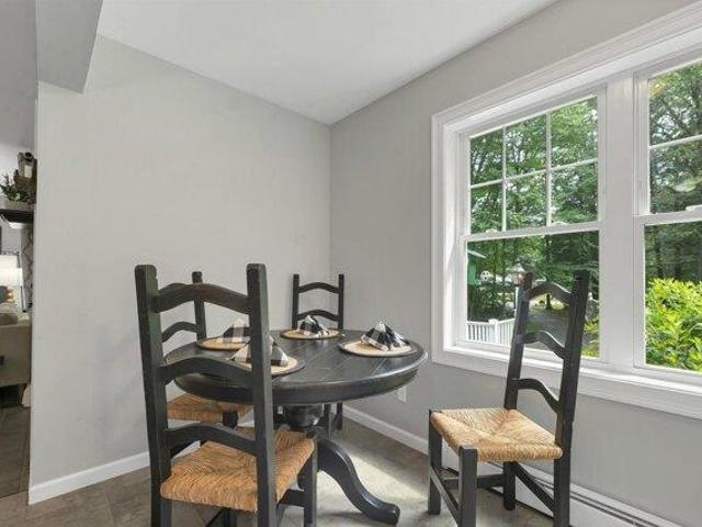 house with 3 bedroom, Newmarket NH ES103887837