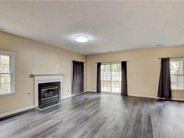 house with 3 bedroom, Newport News VA DS103626920