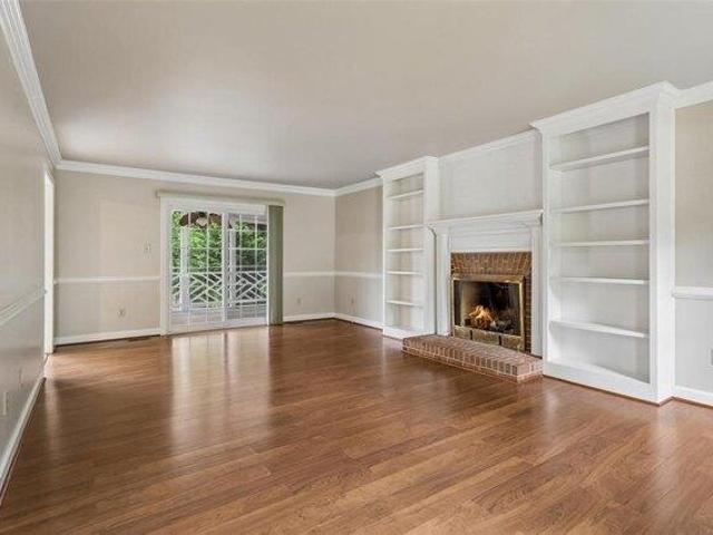 house with 3 bedroom, Newport News VA ES103626586