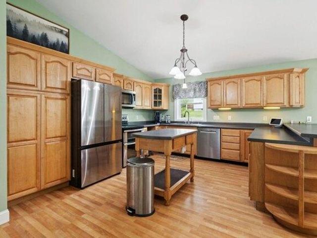 house with 3 bedroom, Newport NH DS104296432
