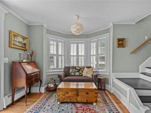 house with 3 bedroom, Newport RI DS104233062