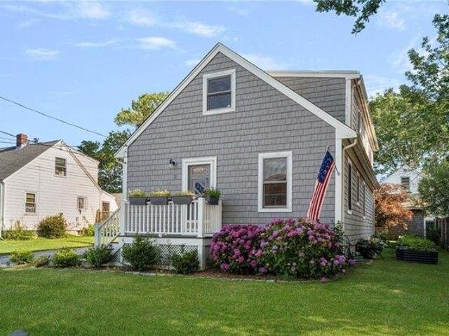 house with 3 bedroom, Newport RI DS104262057