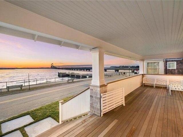 house with 3 bedroom, Newport RI DS102559972