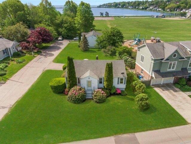 house with 3 bedroom, Newport RI DS102959191