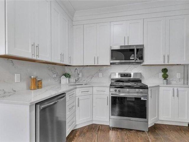 house with 3 bedroom, Newport RI DS103493741