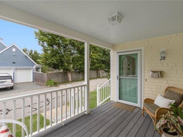 house with 3 bedroom, Newport RI ES105126267