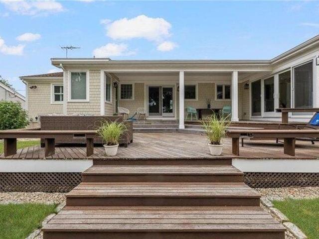 house with 3 bedroom, Newport RI ES103932453