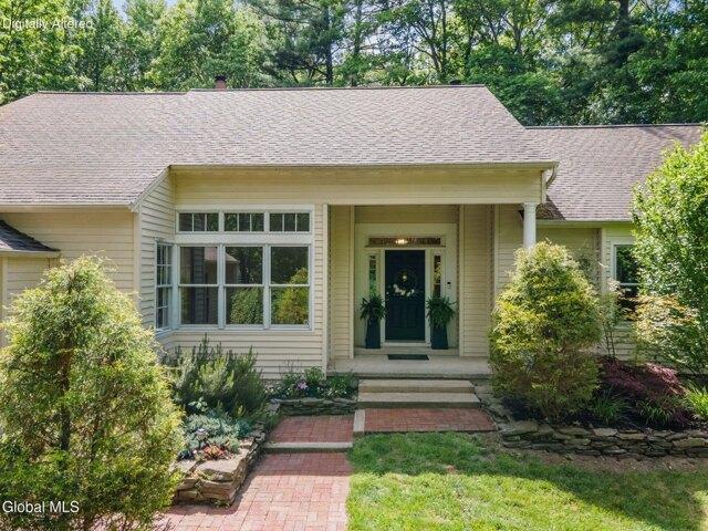 house with 3 bedroom, Niskayuna NY DS103625449