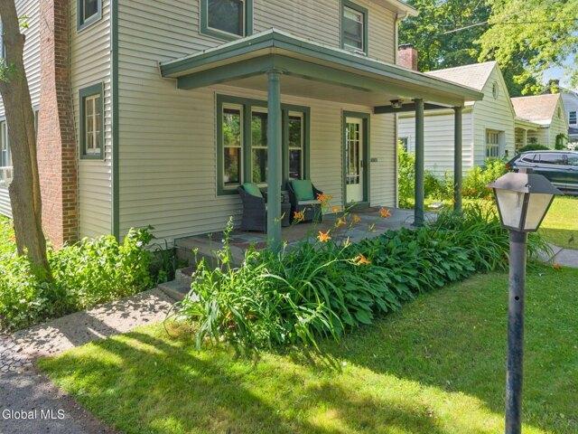 house with 3 bedroom, Niskayuna NY ES103602902