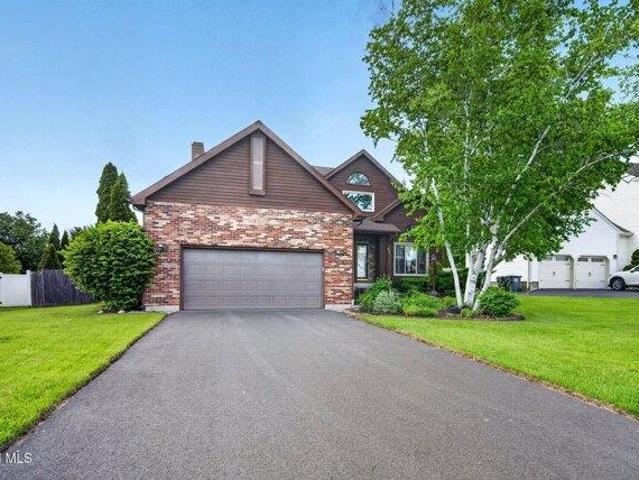house with 3 bedroom, Niskayuna NY ES103602952