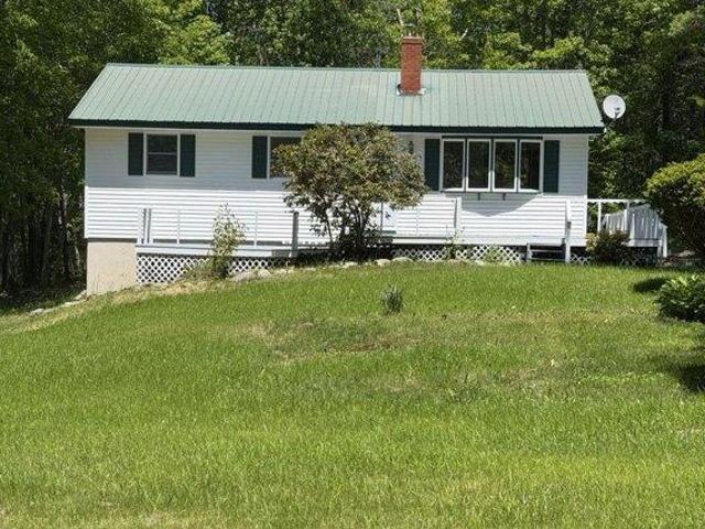 house with 3 bedroom, Nobleboro ME ES103161177