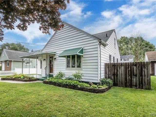 house with 3 bedroom, North Tonawanda NY ES105289601
