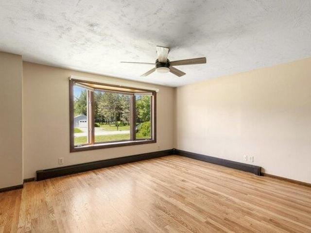 house with 3 bedroom, North Yarmouth ME ES103626938