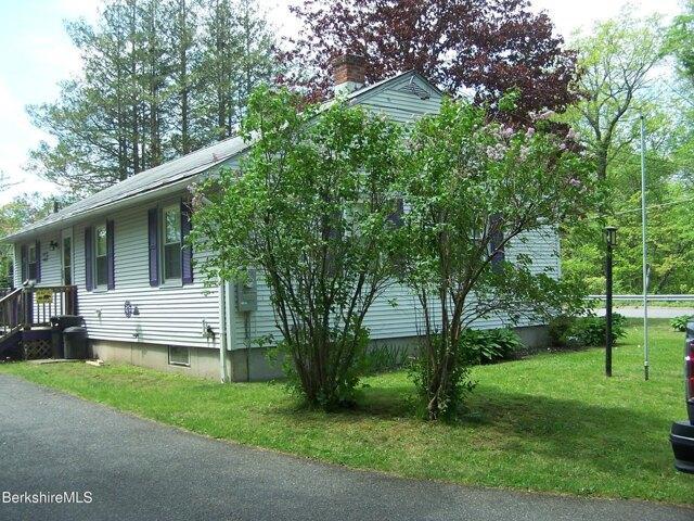 house with 3 bedroom, North Adams MA ES103664102