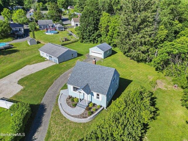 house with 3 bedroom, North Adams MA ES104113207