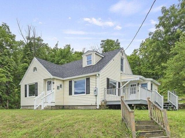 house with 3 bedroom, North Adams MA ES104328845