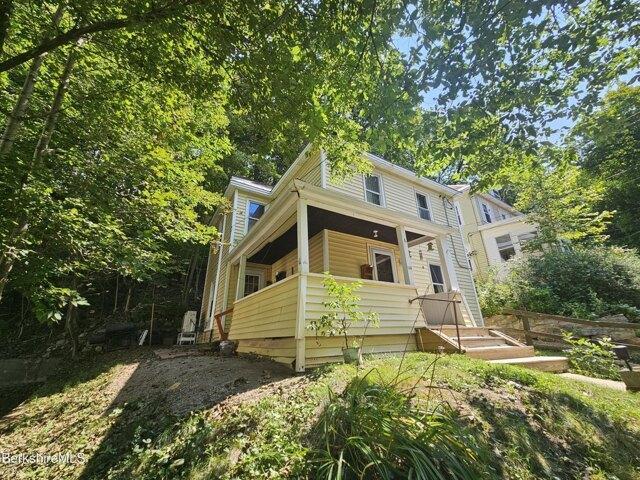 house with 3 bedroom, North Adams MA ES105061162
