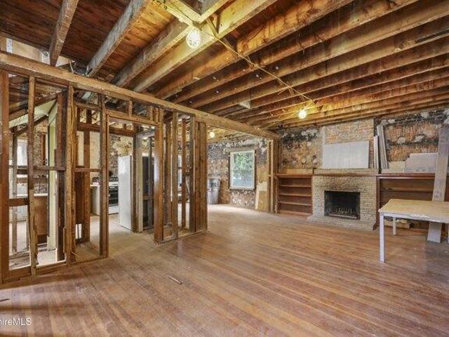 house with 3 bedroom, North Adams MA ES105126492