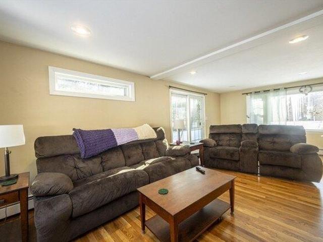 house with 3 bedroom, North Andover MA DS103809183