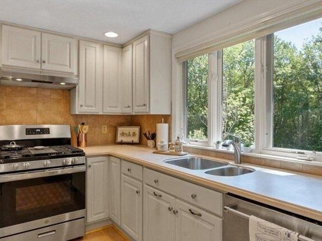 house with 3 bedroom, North Andover MA ES104810112