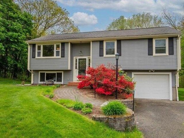 house with 3 bedroom, North Attleboro MA DLS102632735