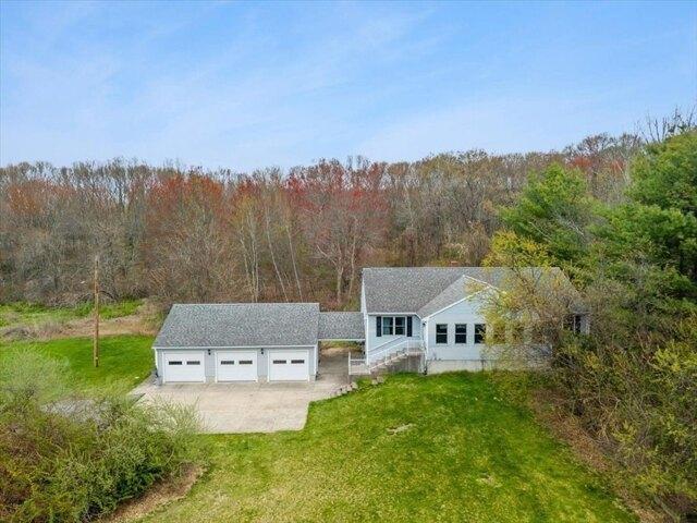 house with 3 bedroom, North Attleboro MA DLS102709146