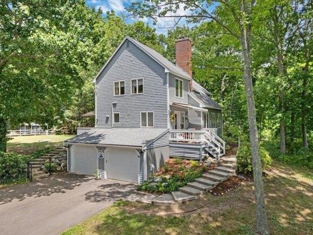 house with 3 bedroom, North Attleboro MA DS103662955