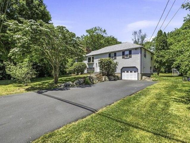 house with 3 bedroom, North Attleboro MA DS103849368