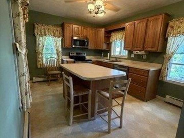 house with 3 bedroom, North Attleboro MA ES104538969