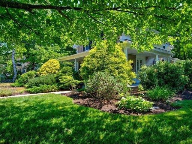 house with 3 bedroom, North Attleboro MA ES104789934