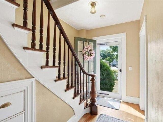house with 3 bedroom, North Attleboro MA ES104810863