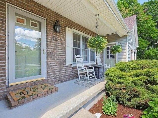 house with 3 bedroom, North Attleboro MA ES104832548