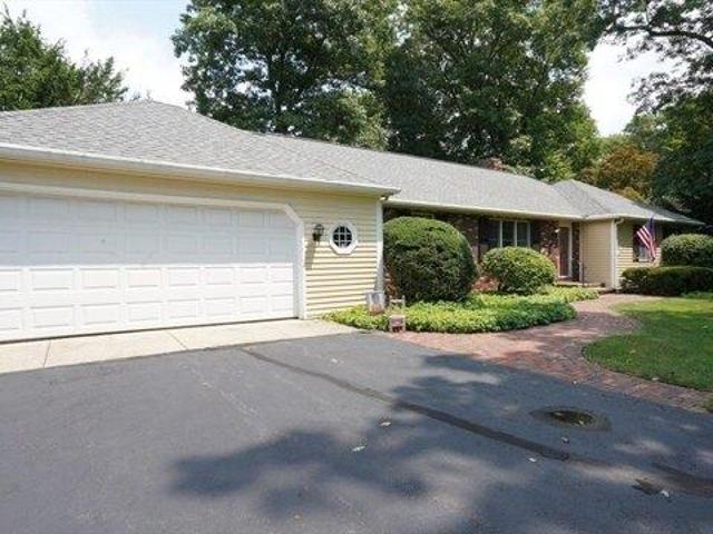 house with 3 bedroom, North Attleboro MA ES104851238