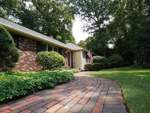 house with 3 bedroom, North Attleboro MA ES105257003
