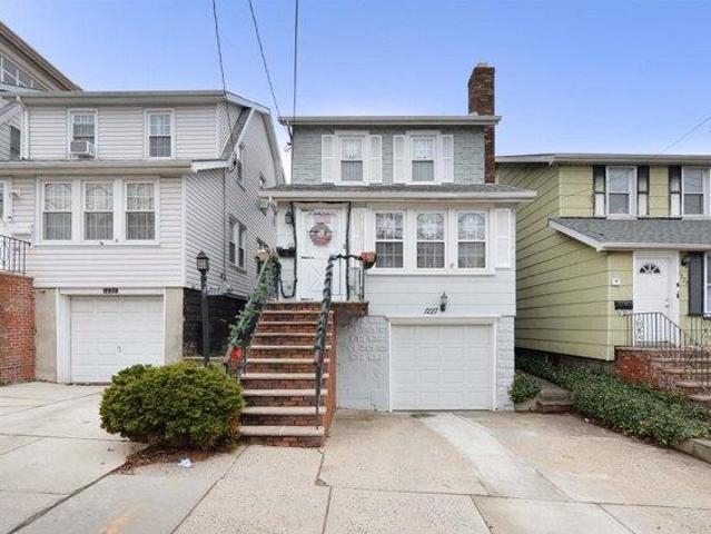 house with 3 bedroom, North Bergen NJ DS102528601