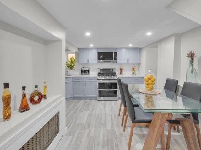 house with 3 bedroom, North Bergen NJ DS102215758