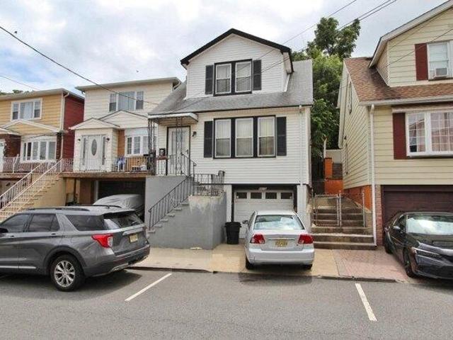 house with 3 bedroom, North Bergen NJ DS104234598