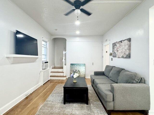 house with 3 bedroom, North Bergen NJ ES104833312