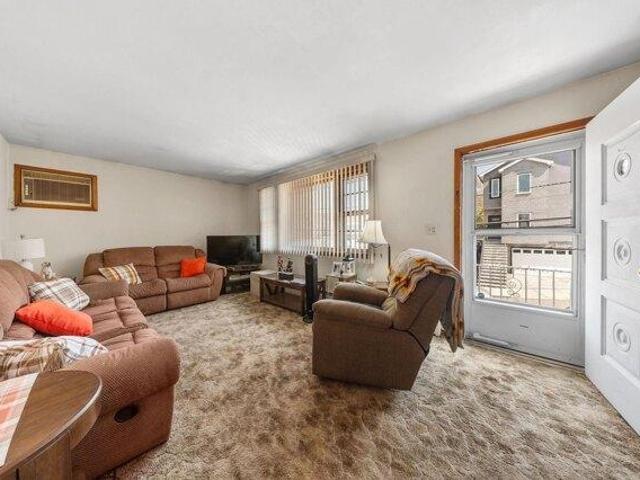 house with 3 bedroom, North Bergen NJ ES104850944