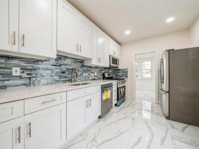 house with 3 bedroom, North Bergen NJ ES105123942