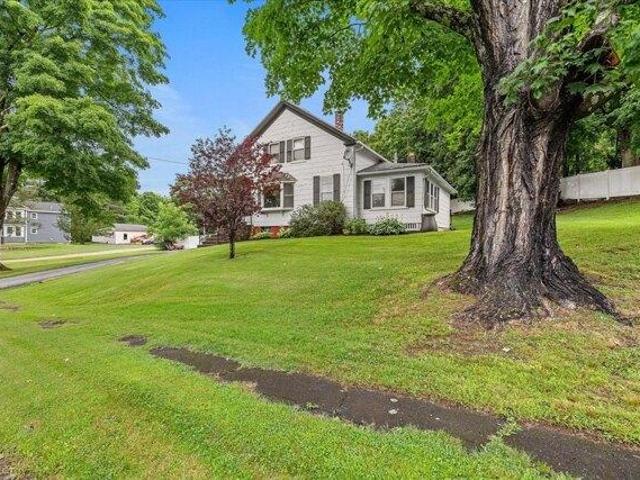house with 3 bedroom, North Brookfield MA ES104810708
