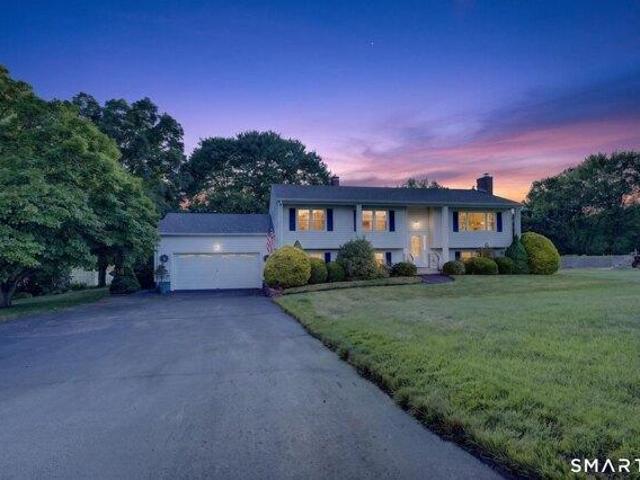 house with 3 bedroom, North Branford CT DS104191242